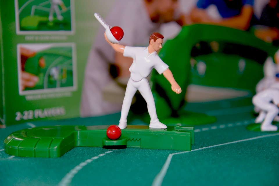 Crown & Andrews Test Match Cricket - Authentic Tabletop Board Game ...