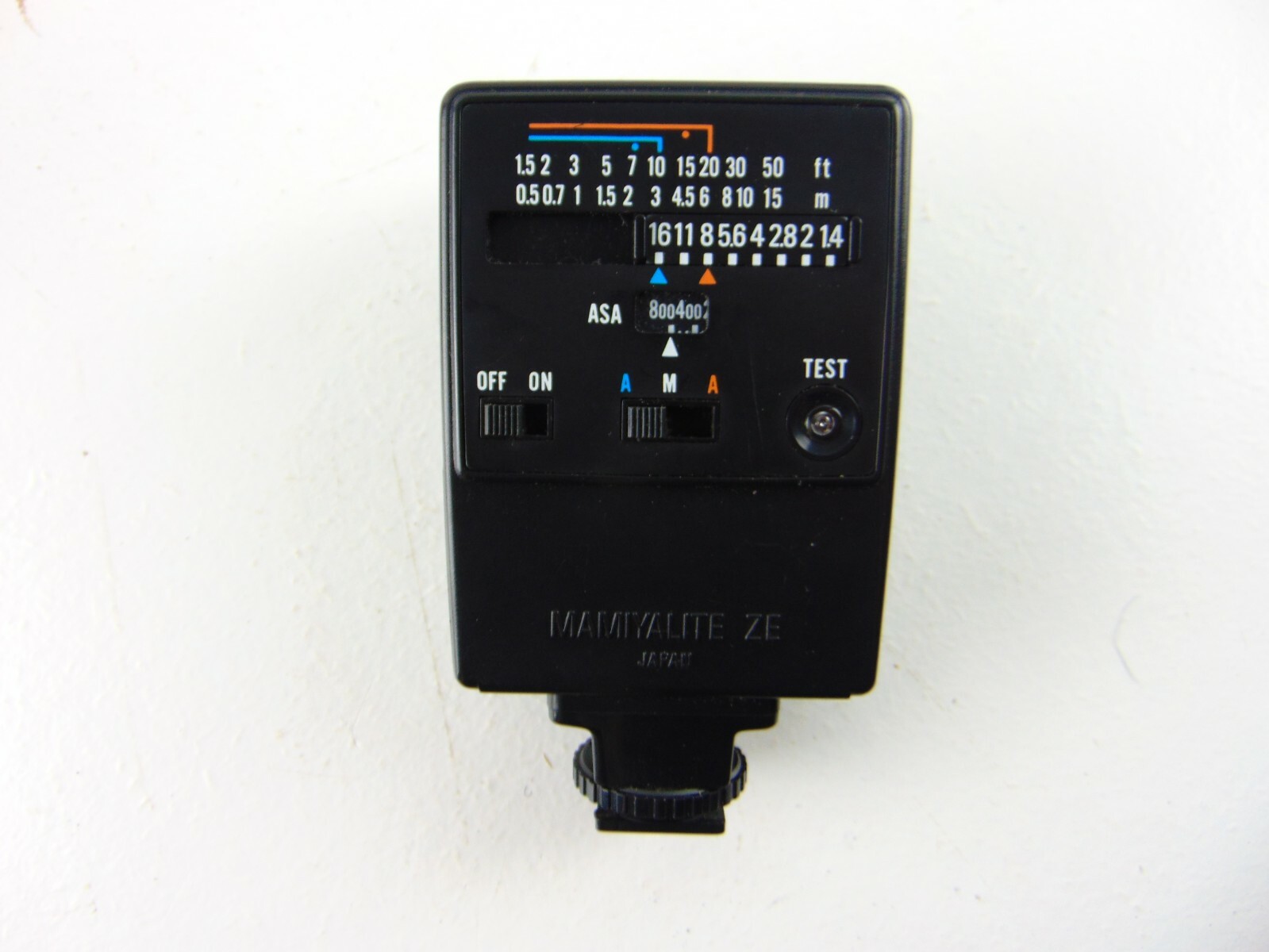 Olympus OM-1 Camera With Flash 3 Film Tamaron 28-70mm & Tamaron 70 ...