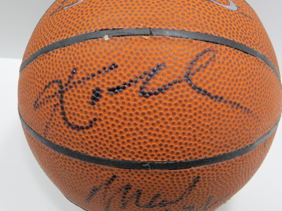 KOBE BRYANT Rick Fox BShaw Ty Lue Madsen LA LAKERS SIGNED MINI ...