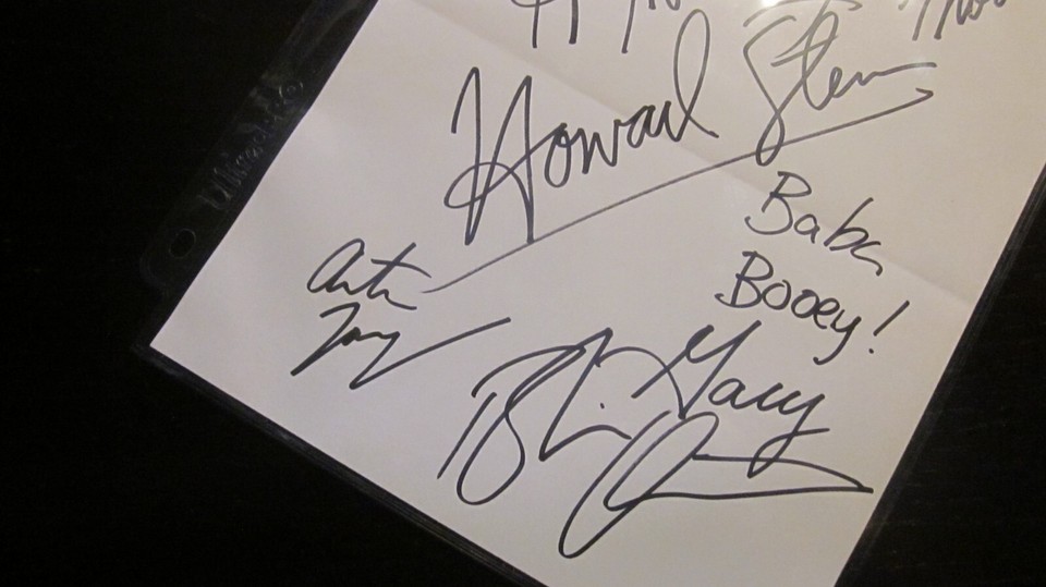 HOWARD STERN AND SHOW CAST AUTOGRAPHED PAGE (2001-2009) SUPER RARE | eBay