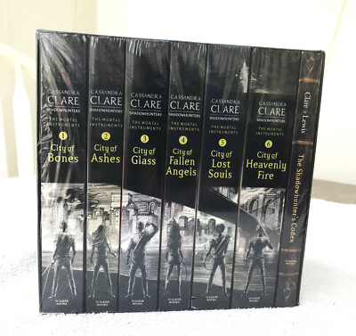Cassandra Clare The Mortal Instruments: Shadowhunters 7 Books Box Set ...