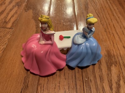 DecoPac Disney Princess Cinderella and Sleeping Beauty Aurora Rose Cake ...