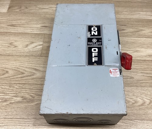 GENERAL ELECTRIC THN3362 60 A 600VAC SAFETY SWITCH ENCLOSURE #801F95PR6 ...