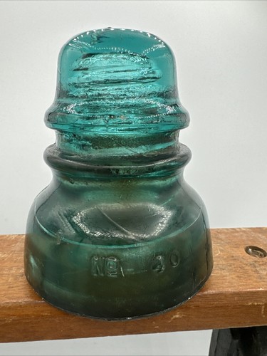 Antique Hemingray 40 Bold Aqua Teal Green Blue Drip Glass Insulator CD ...