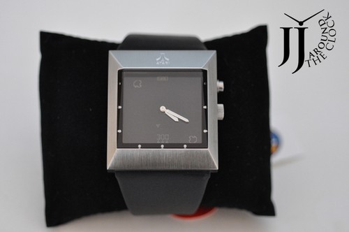 Rare New Fossil Atari Asteroids Limited Ed Watch LI2537 | eBay