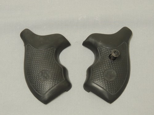 Smith & Wesson S&W Airweight J Frame Rubber Round Butt Revolver Grips ...