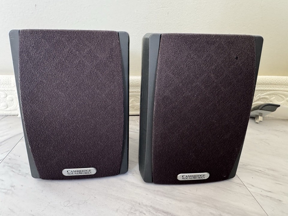 1 Pair - Cambridge SoundWorks Newton Gray MC100 Bookshelf Speakers Home ...