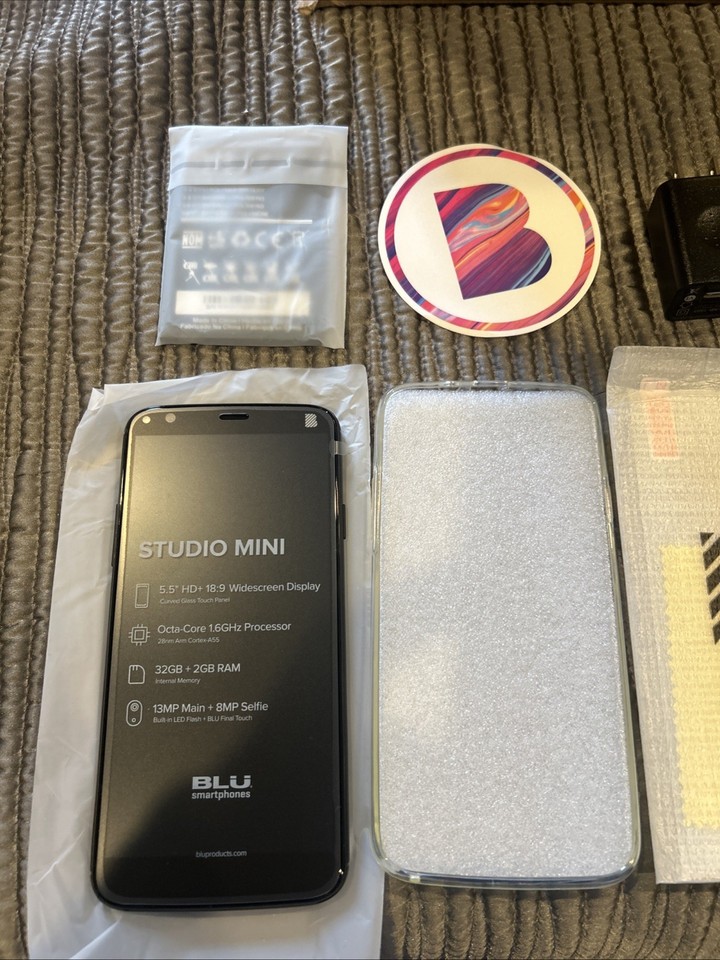 BLU Studio Mini - 5.5" 32GB Android 4G LTE Smartphone - S0530UU w ...