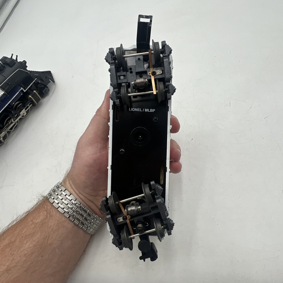 LIONEL O GAUGE 2-8-4 DIECAST NEW YORK YANKEES STEAM LOCOMOTIVE ...