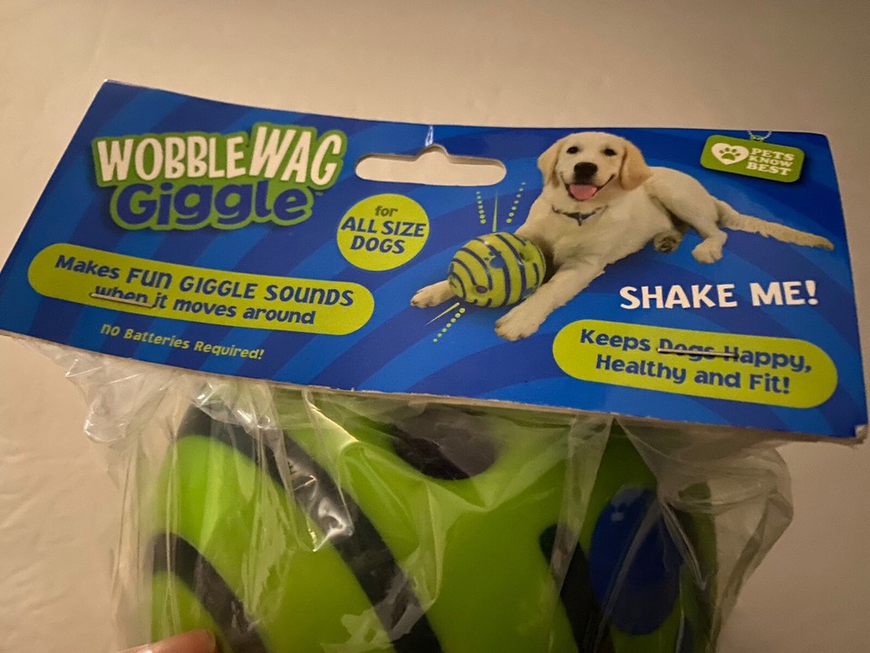 Wobble Wag Giggle Ball Dog Toy Interactive Fun Giggle Sounds Roll Shake ...