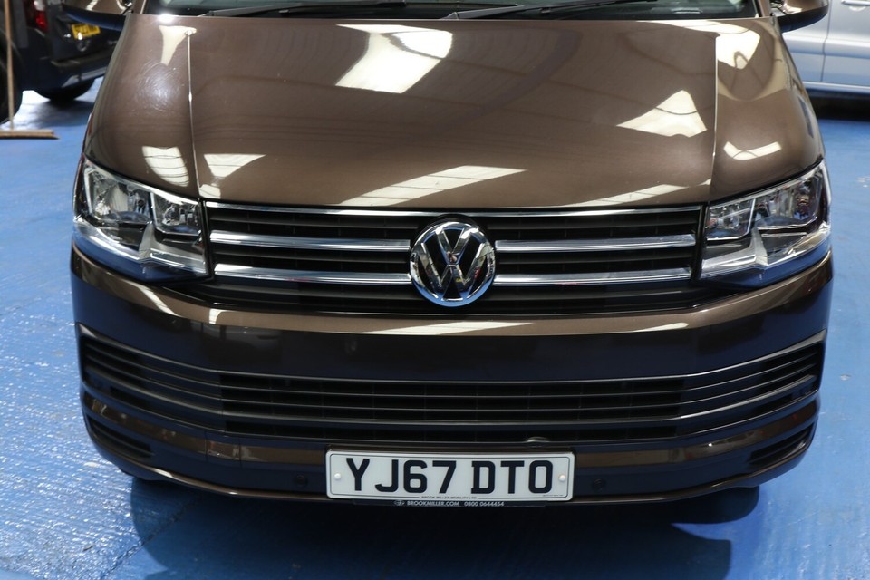 VW TRANSPORTER SHUTTLE 150 DSG AUTO Wheelchair Accessible Vehicle Low ...