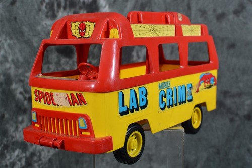 Vintage 1978 Empire Marvel Spider Man Mobile Crime Lab Van Mego Scale ...