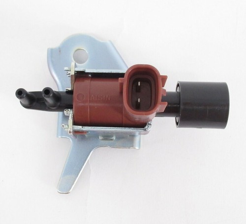 Genuine OEM Toyota 25860-0P010 Vacuum Switching Valve 05-10 Tundra 05 ...