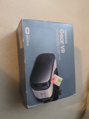 Samsung Gear VR (2015 Edition) Virtual Reality Goggles SM-R322 ...