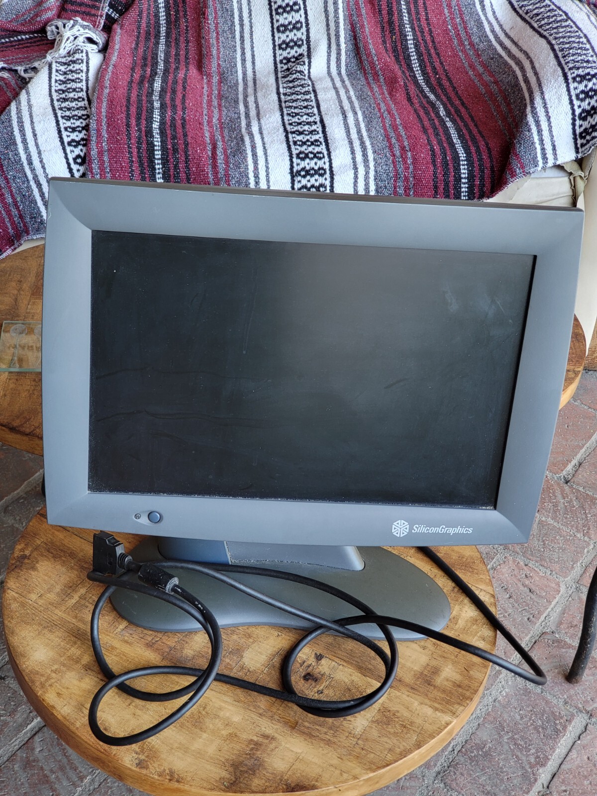 SGI 1600 SW Silicon Graphics Monitor VINTAGE 1999 or so. Was top of ...