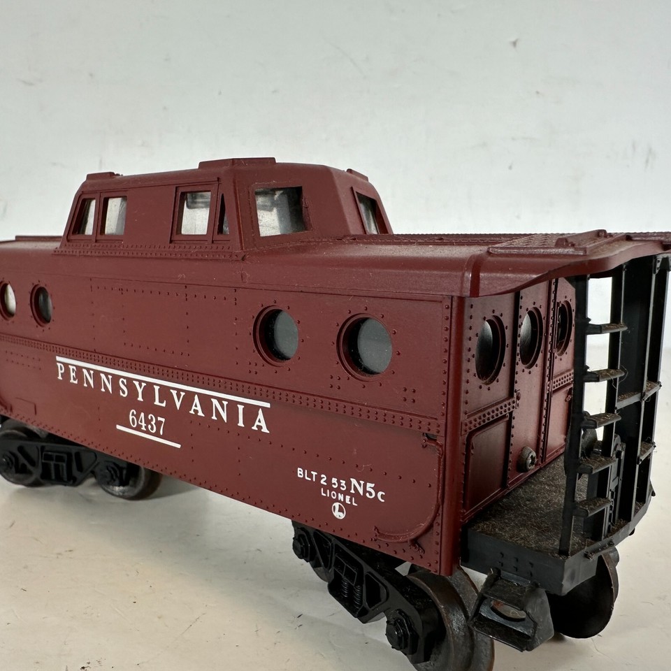 Lionel 6437 O Gauge Pennsylvania PRR Maroon Red Brown Porthole Caboose ...