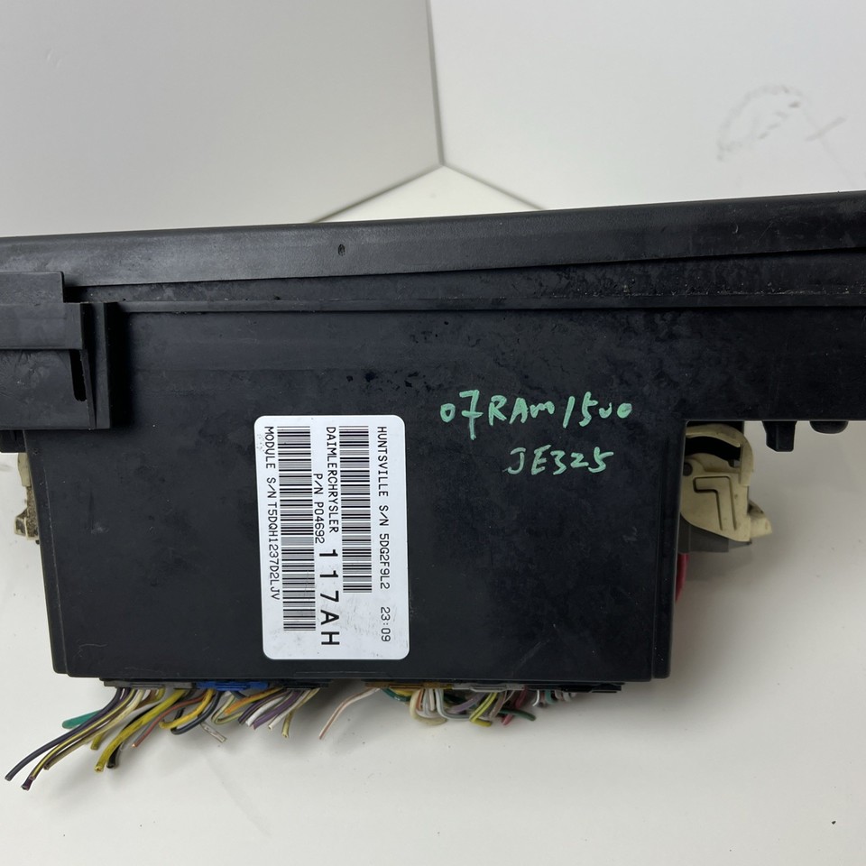 2007 DODGE RAM 1500 FUSE BOX TIPM TOTALLY INTEGRATED MODULE P04692117AH ...