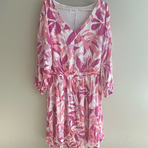 Emily Wonder NWT Pink V-Neck Floral Dress. Size 2X | eBay
