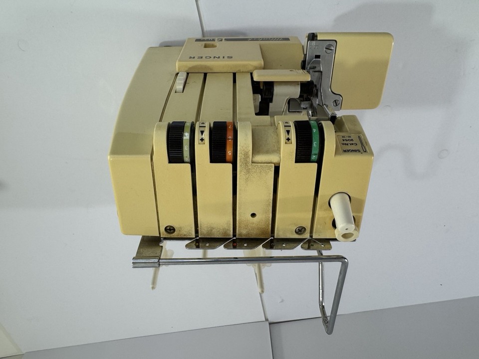 Singer Ultralock Serger Sewing Machine 14U32A Missing Cord & Pedal ...