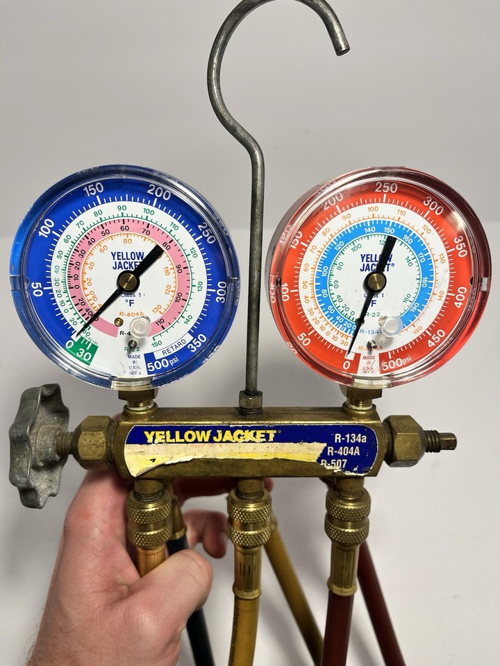 Yellow Jacket Series Manifold Gauge, psi, R-22/134A/404A - With Hoses ...