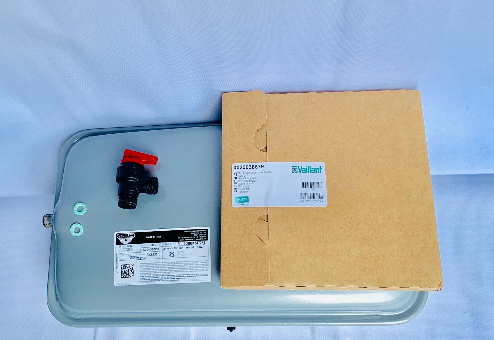 Vaillant Ecotec Expansion Vessel 181051 & PRV 178985 NEW GASKET ...