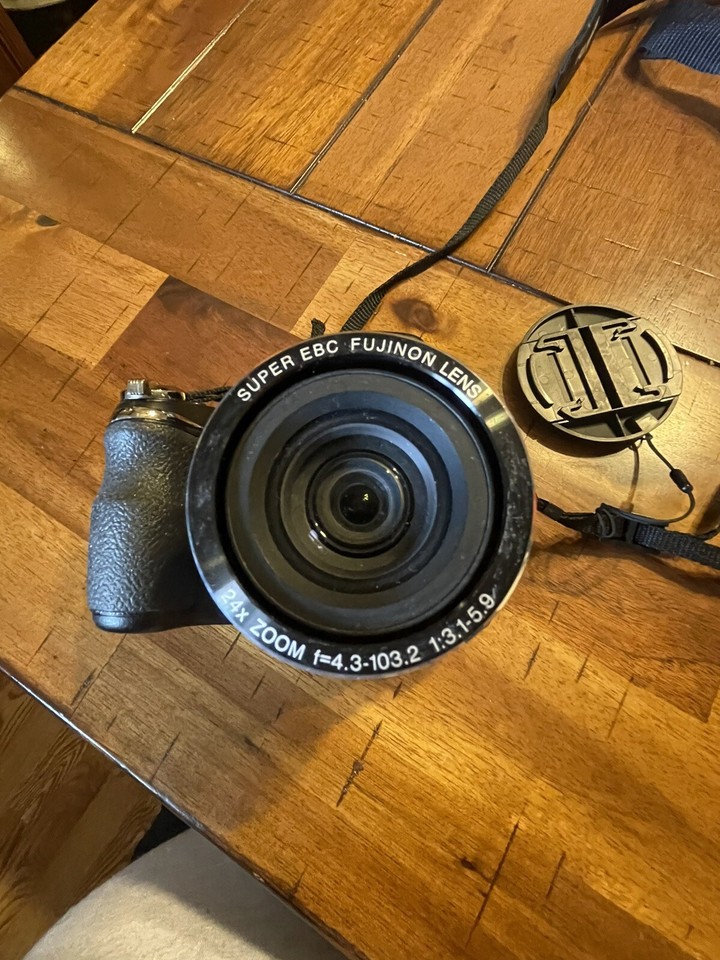 Fujifilm FinePix S Series S4250 14.0MP Digital Camera - Black | eBay