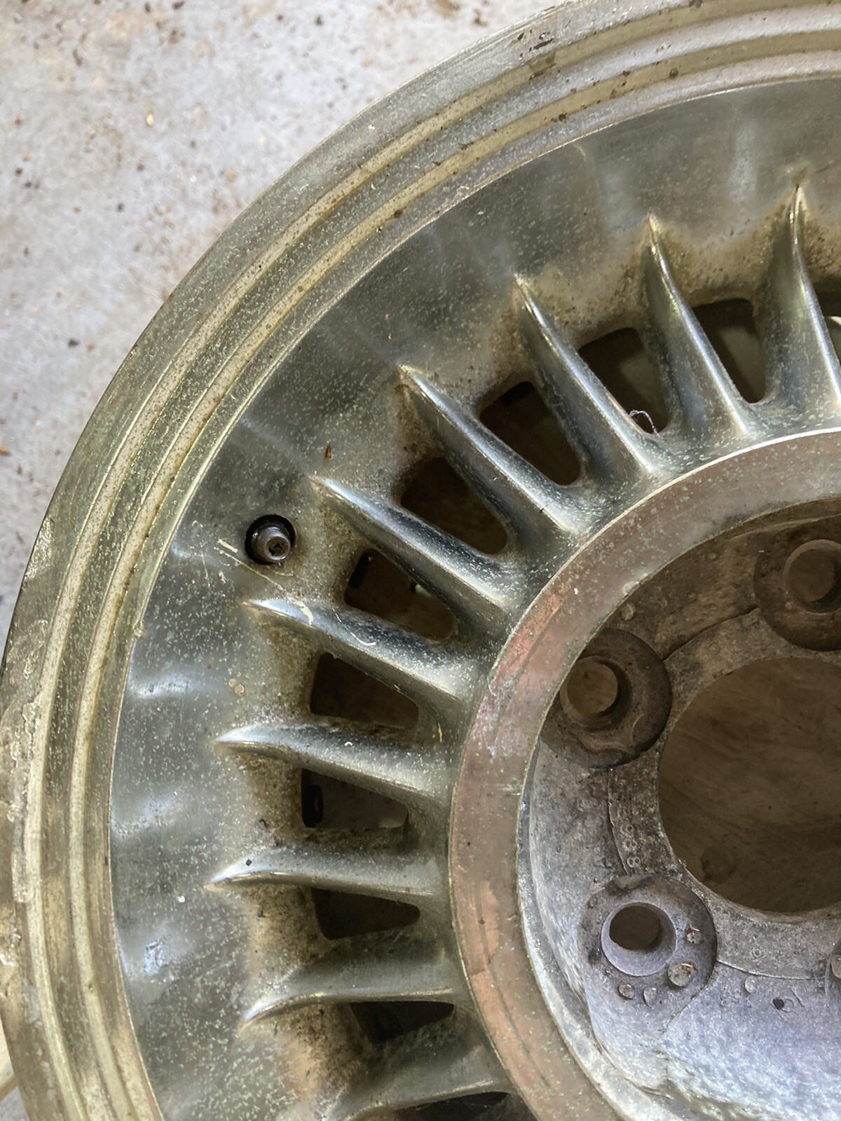 1955-1956 Cadillac Kelsey Hayes SABRE Wheel 38612