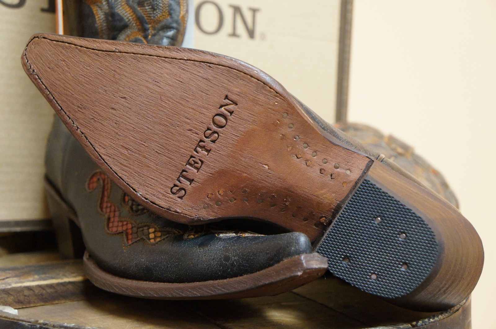 LADIES STETSON DISTRESSED BROWN BOOT WITH PYTHON INLAY! 12-021-6102 ...