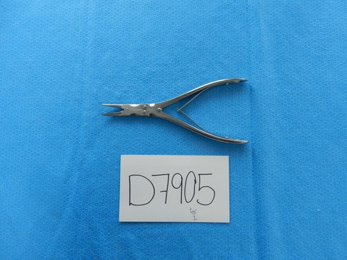D7905 Codman Beyer Curved Orthopedic Rongeur 2.5mm Bite x17.8cm Long 53 ...