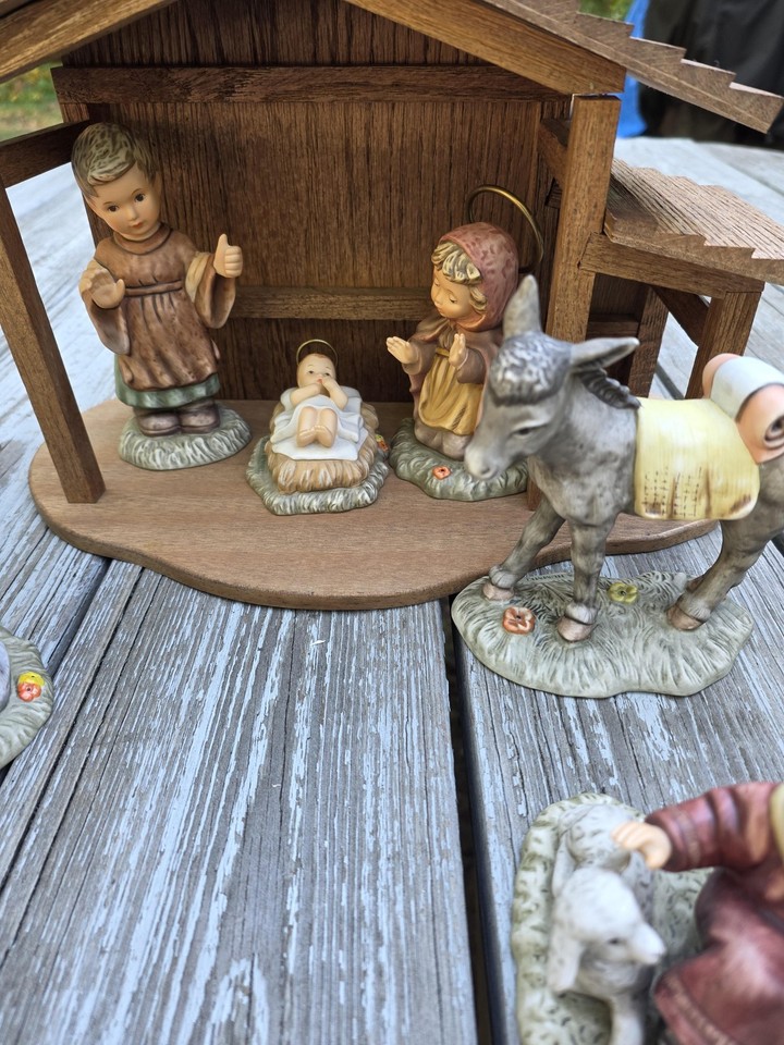 1996 Studio Hummel Berta Nativity 15 Piece Figurines Stable Boxes 33501 ...