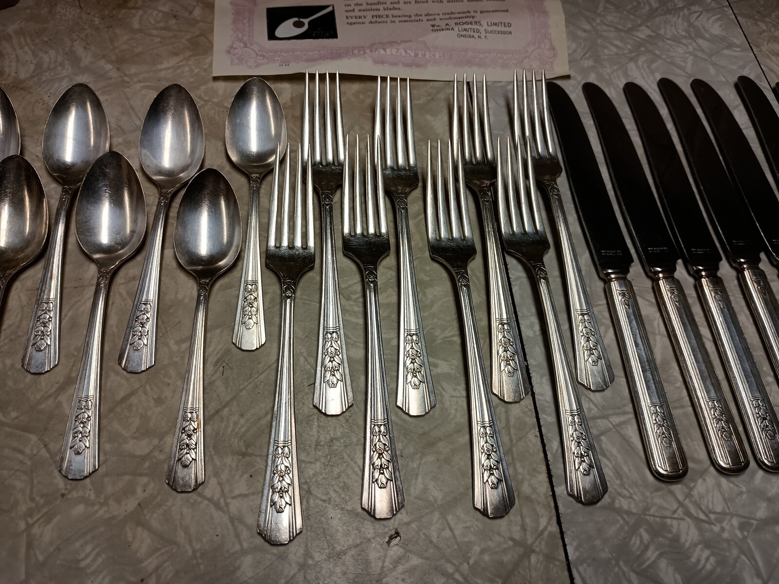Wm A Rogers A1 Plus Oneida Ltd 1938 ROSALIE PATTERN 22 Pc Silver Plate Flatware | eBay