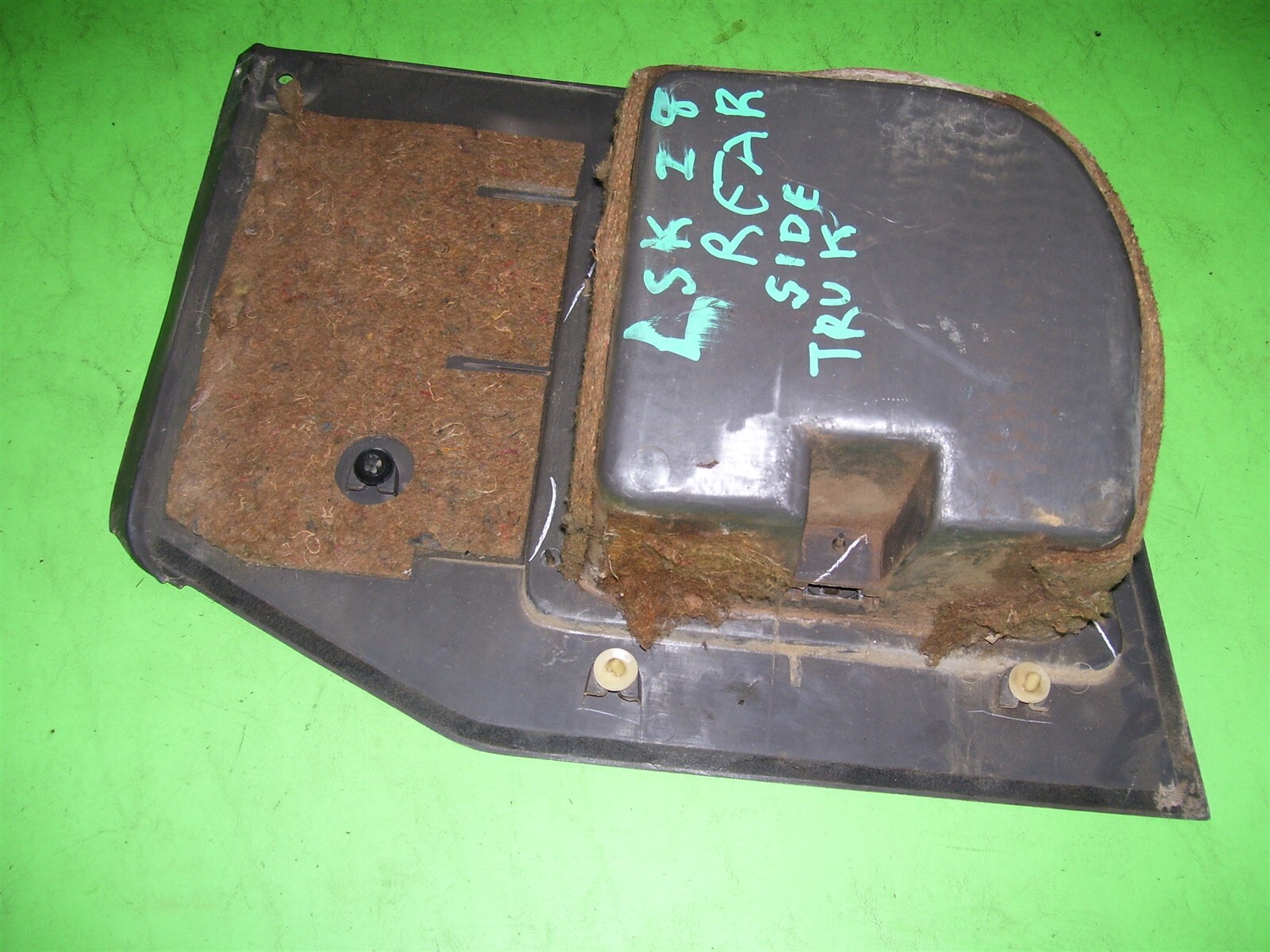 85 Nissan 300ZX Z31 2+0 2-Seater Left Rear Hatch Qtr. INTERIOR TRIM ...