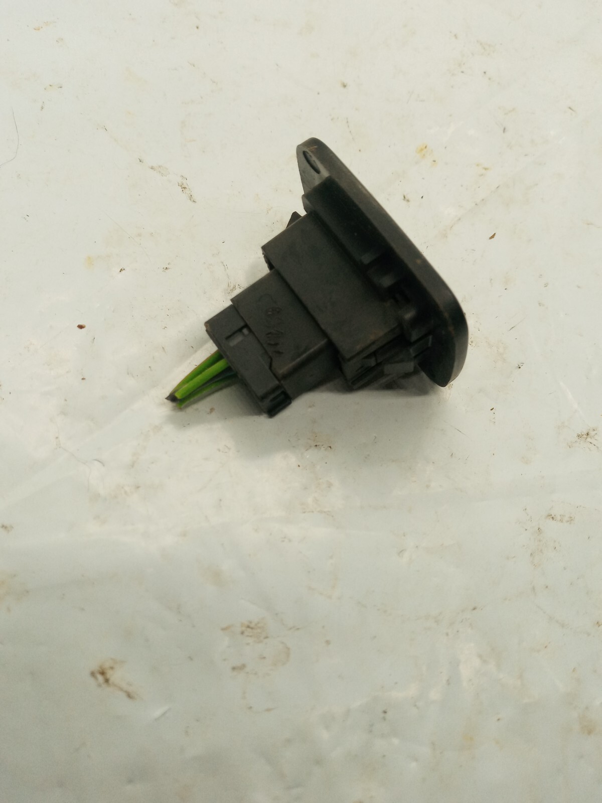 93 Camaro Z28 Rear Window Defogger Defroster Switch GRAY/YELLOW Button ...