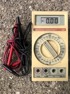 Beckman Industrial (Tech) 330 Digital Multimeter with Cables Handheld ...