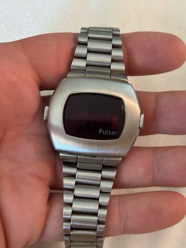 Vintage PULSAR Time Computer P2 James Bond LED Watch - No Reserve (read ...