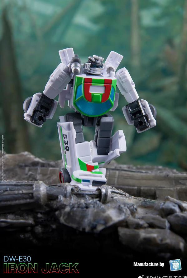New Transformation toys Extrme Warfare Dr.WU DW-E24M DW-E30 Figure ...