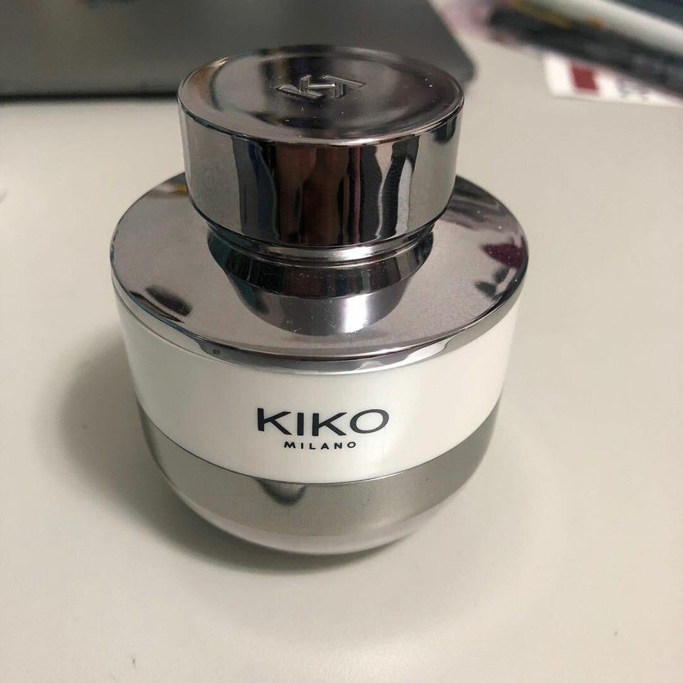 Kiko Invisible Touch Face Fixing & Setting Powder Mattyfying Vanishes ...