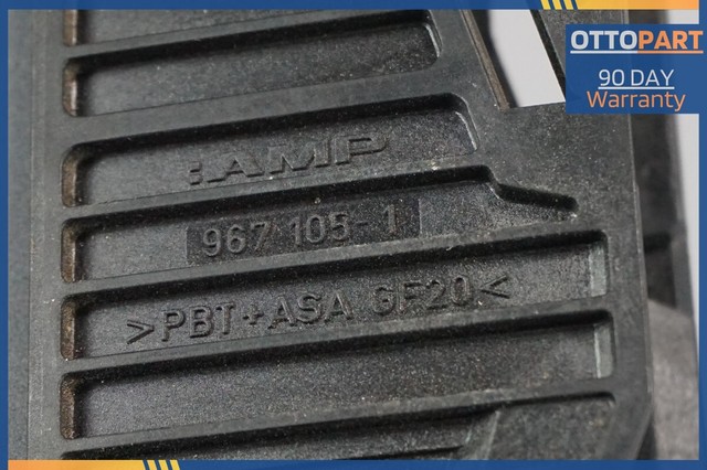 04 Chrysler Crossfire Coupe Body Control Module BCM BCU OEM A1938200026 ...