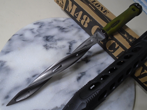 M48 Cyclone Battle Scarred Twister Tri Dagger Knife Spike UC3340 OD ...