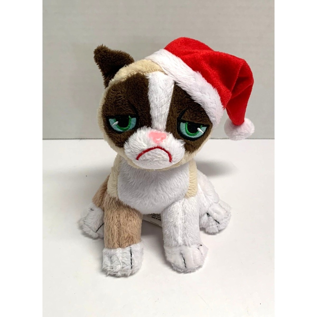 Happy Grumpy Cat Santa