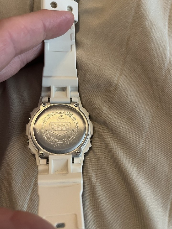 Casio G-shock White Digital Mens Watch 200m WR Dw-5600mw-7dr ...