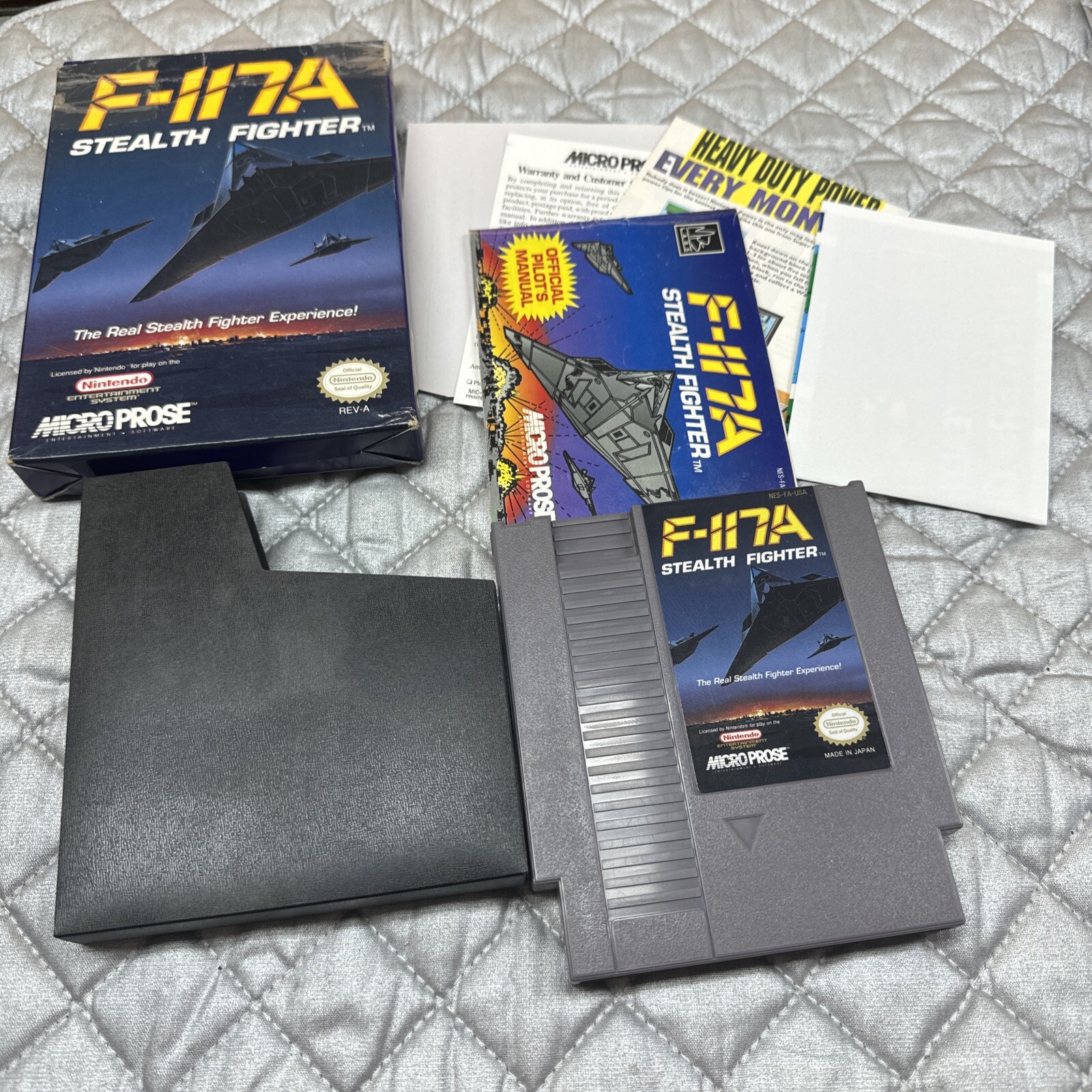 F-117A Stealth Fighter for NES Nintendo Complete In Box CIB With Poster ...