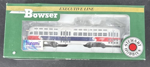 Bowser 12668 Post-War PCC Streetcar Septa Phase I DCC w/Sound HO scale ...