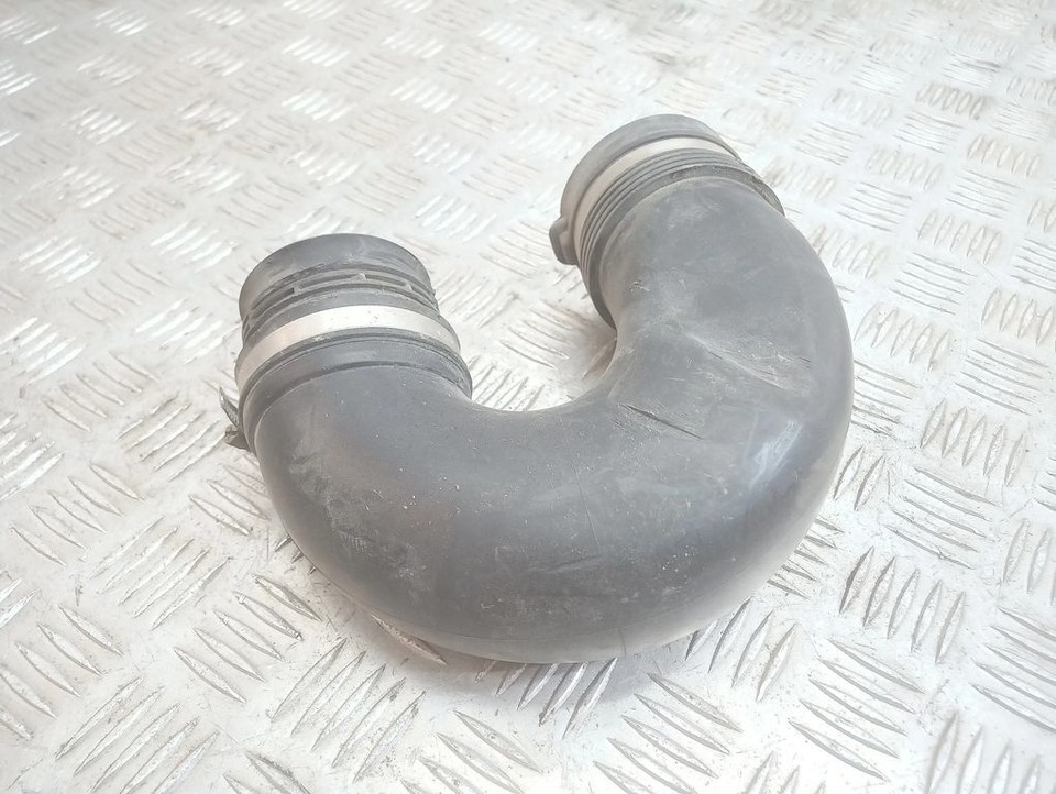 Skoda Octavia Mk2 (1Z) 2006 Diesel 77kW Air Intake Duct Part UST106609 ...