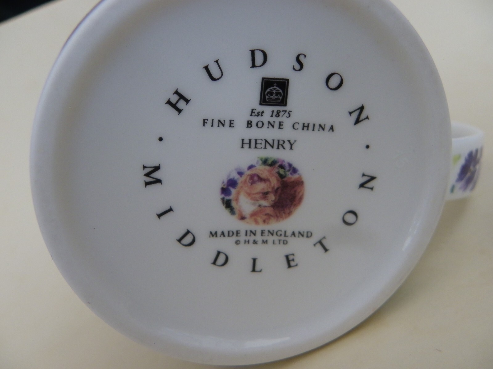 Hudson Middleton Fine Bone China Mug, "Henry" 8cm Tall. | eBay.de