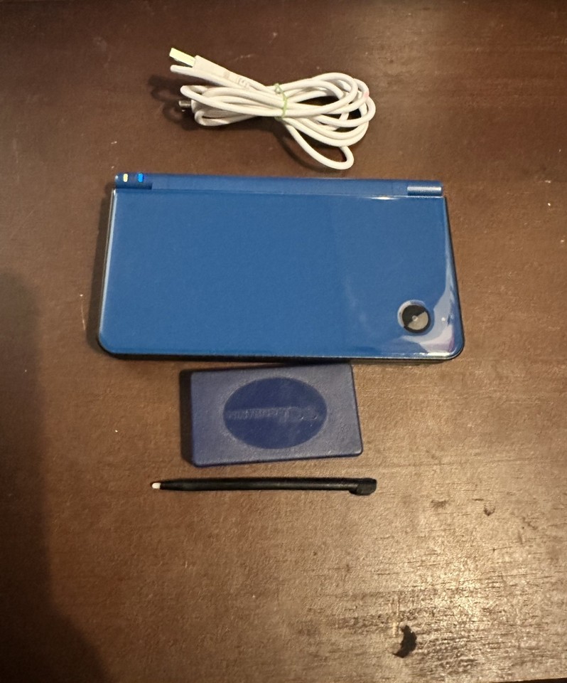 Nintendo DSi XL Midnight Blue Lot - Stylus, Game, Manual, case | eBay