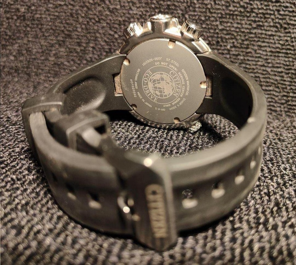 Citizen Promaster J250-S092191 Date Divers 200m Eco Drive Solar Mens ...