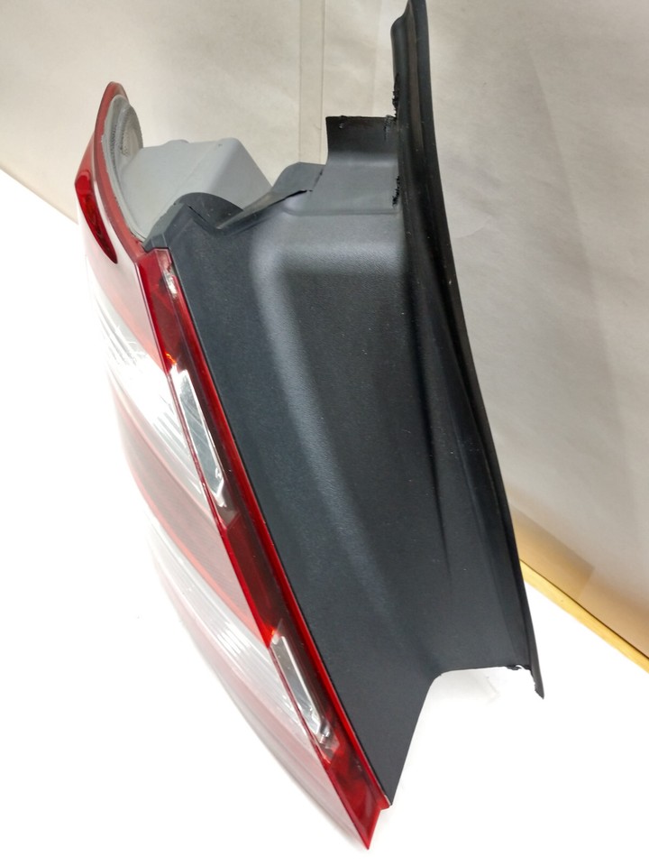 2013-2019 Ford Taurus Tail Light Driver Left Side LED OEM | eBay