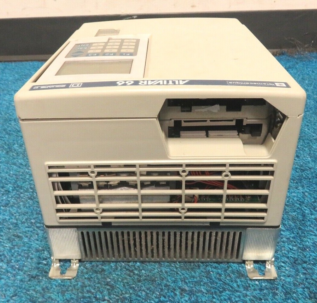 Square D Altivar 66 ATV66D72N4 AC Drive 5HP 4 kw 460 Volt W/ V1.2 ...