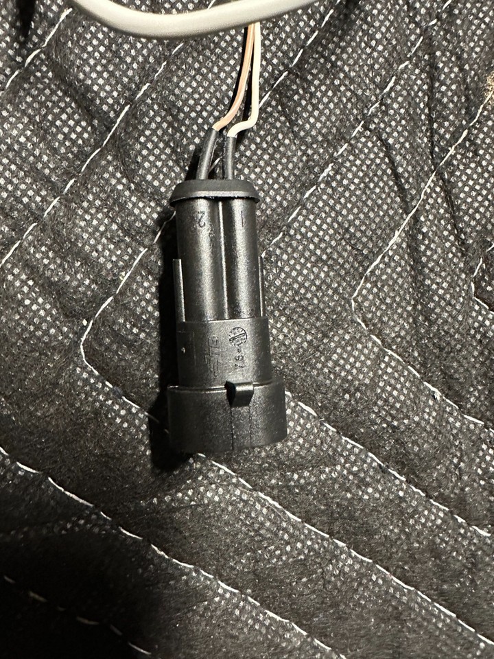 OMB Saleri Hydrogen Tank Valve 350 ERA 1"1/2 Radiale Valve 350Bar Temp ...